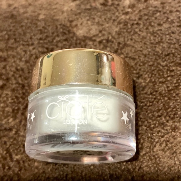 Ciate | Makeup | Ciate Extraordinary Translucent Powder | Poshmark